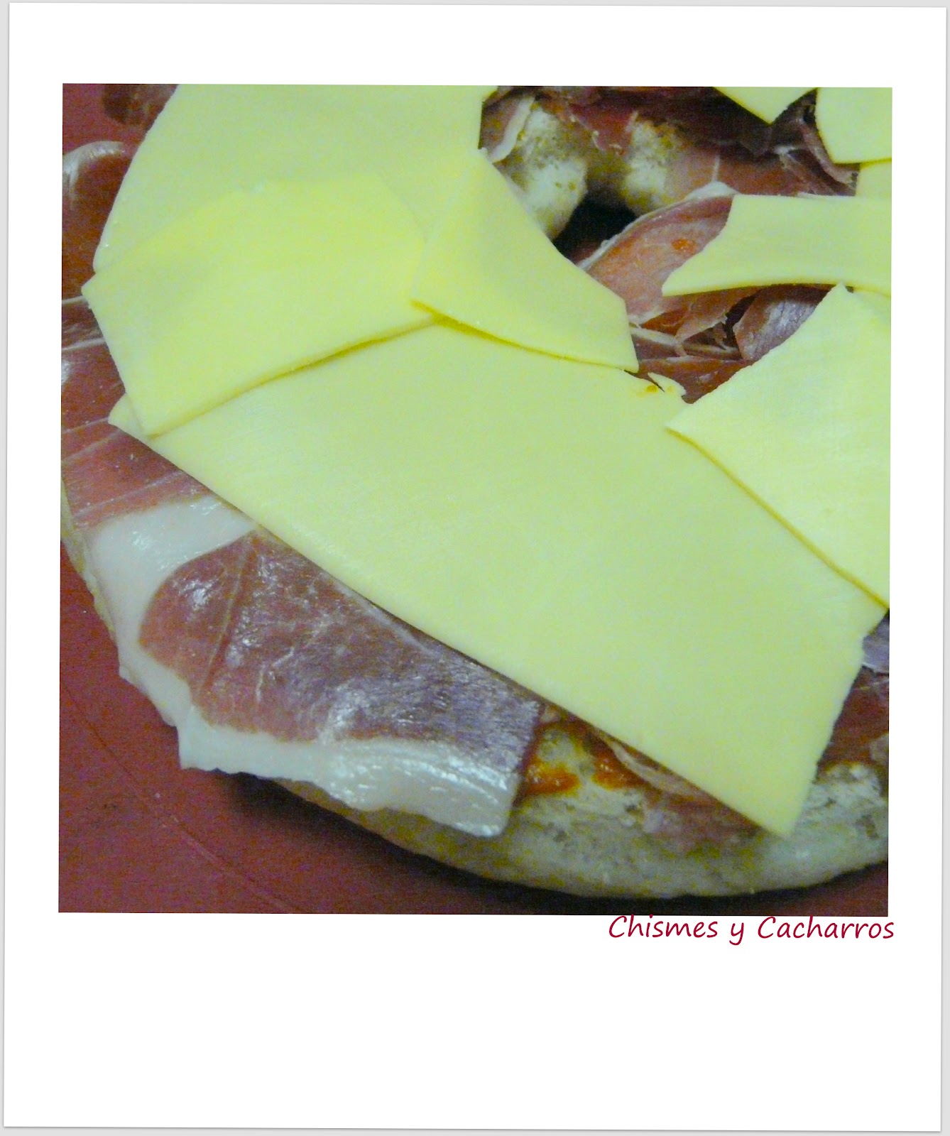 Rosca de Pan al Varoma relleno de Jamón Serrano y Queso - Chismes y ...