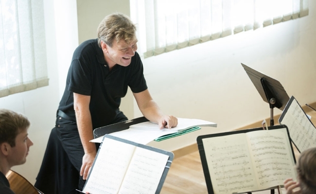 Planet Hugill: Magnus Lindberg conducts four world premieres