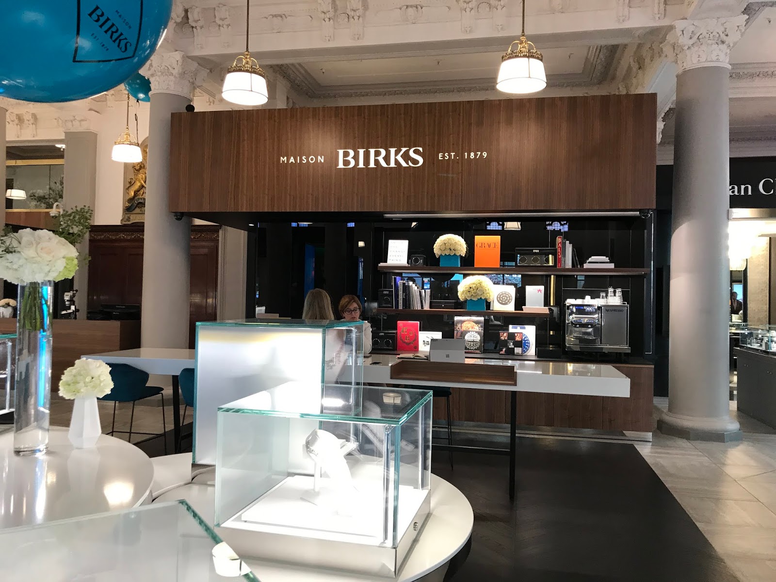 - POINTS DE VUE _______________: LE NOUVEAU MAGASIN BIRKS - Septembre 2018