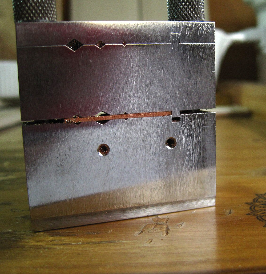 Jewellery Tools - In Praise Of The Mitre Jig