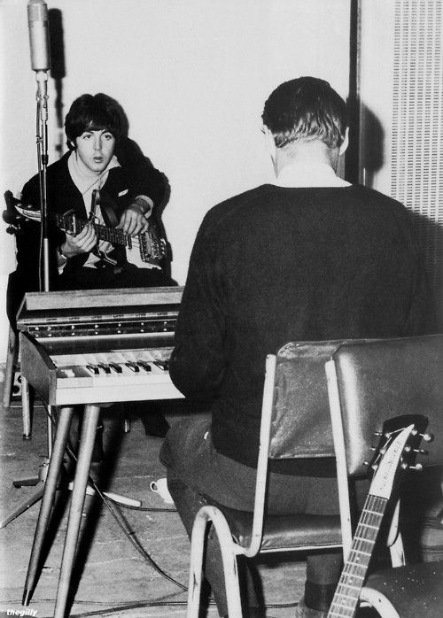 The 'Fifth Beatle' – 30 Vintage Photos of George Martin With The ...