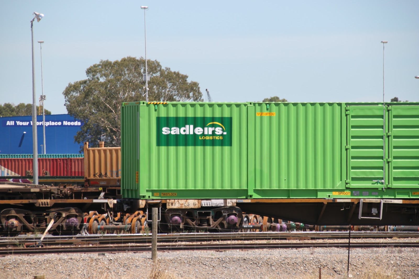 Barcoola: Sadleirs 60ft container oh wow!