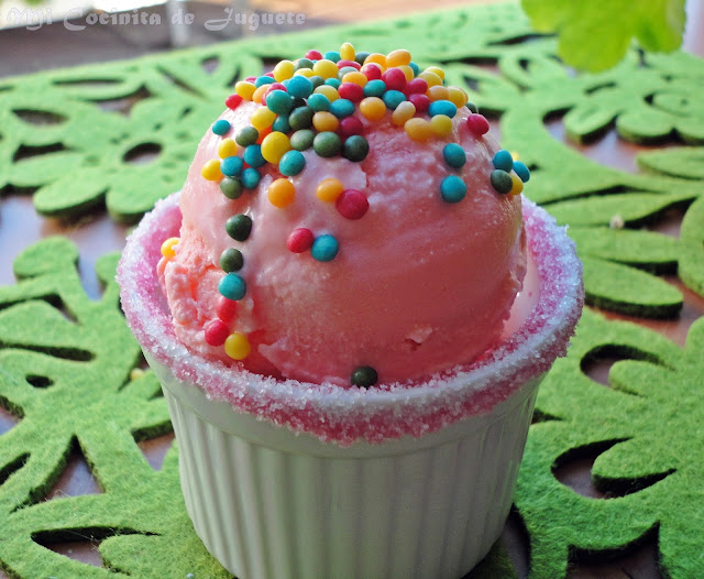 Mi Cocinita de Juguete: Helado de Chicle