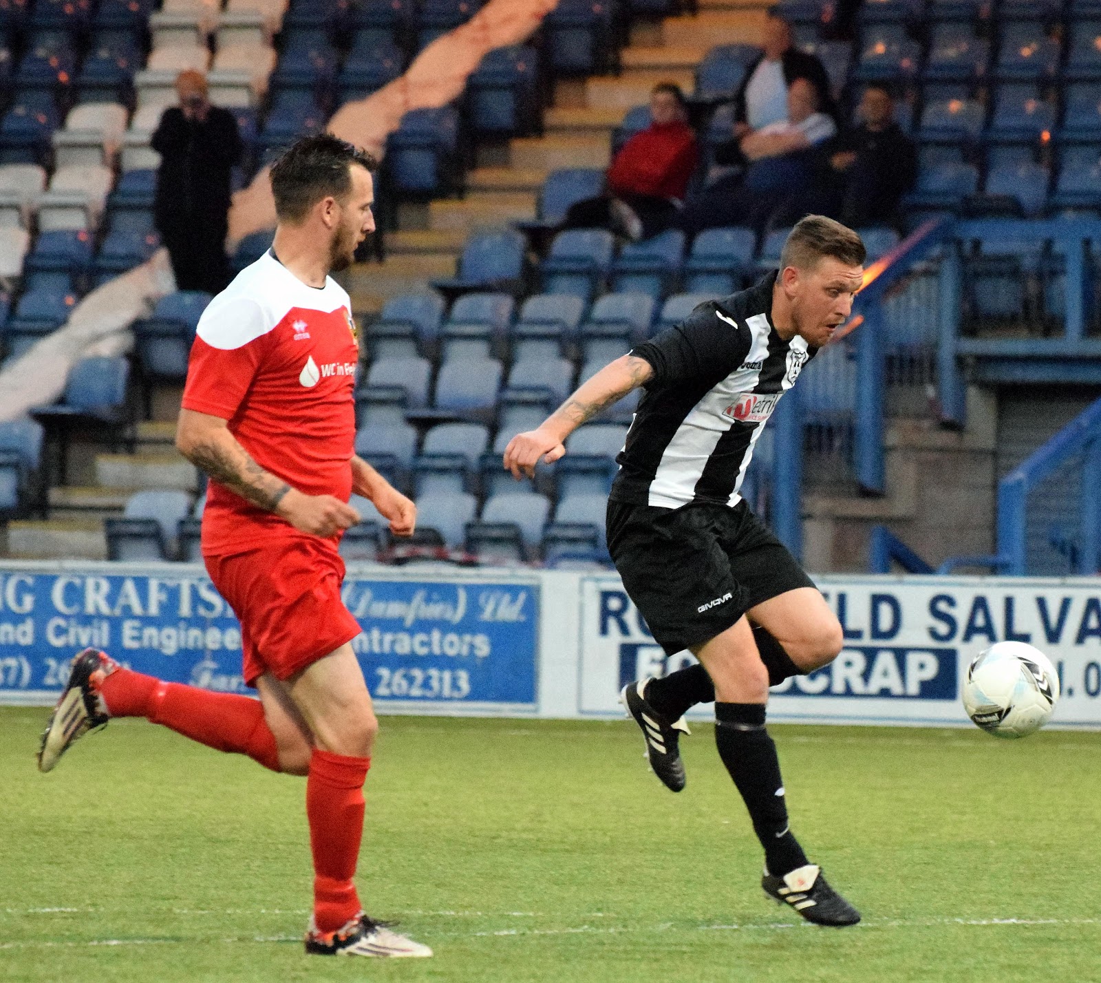 Groundhopper 2000 : Heston Rovers v Threave Rovers