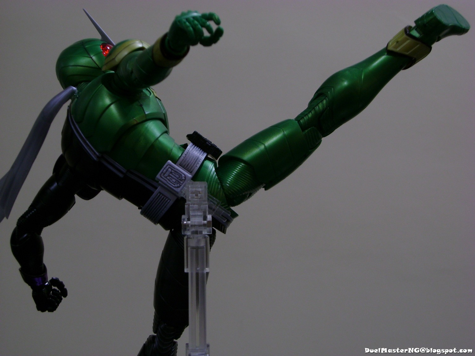 DuelMasterNG Gunpla: MG Figure-Rise - Kamen Rider W Cyclone-Joker (Bandai)