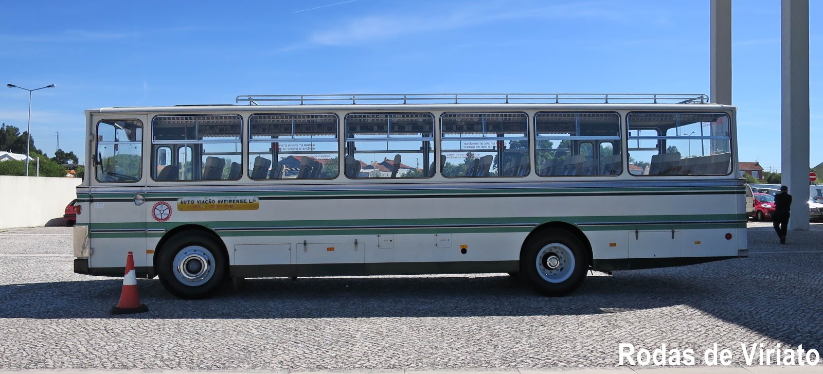 Autocarro UTIC AEC - Auto Viação Aveirense (2/2)