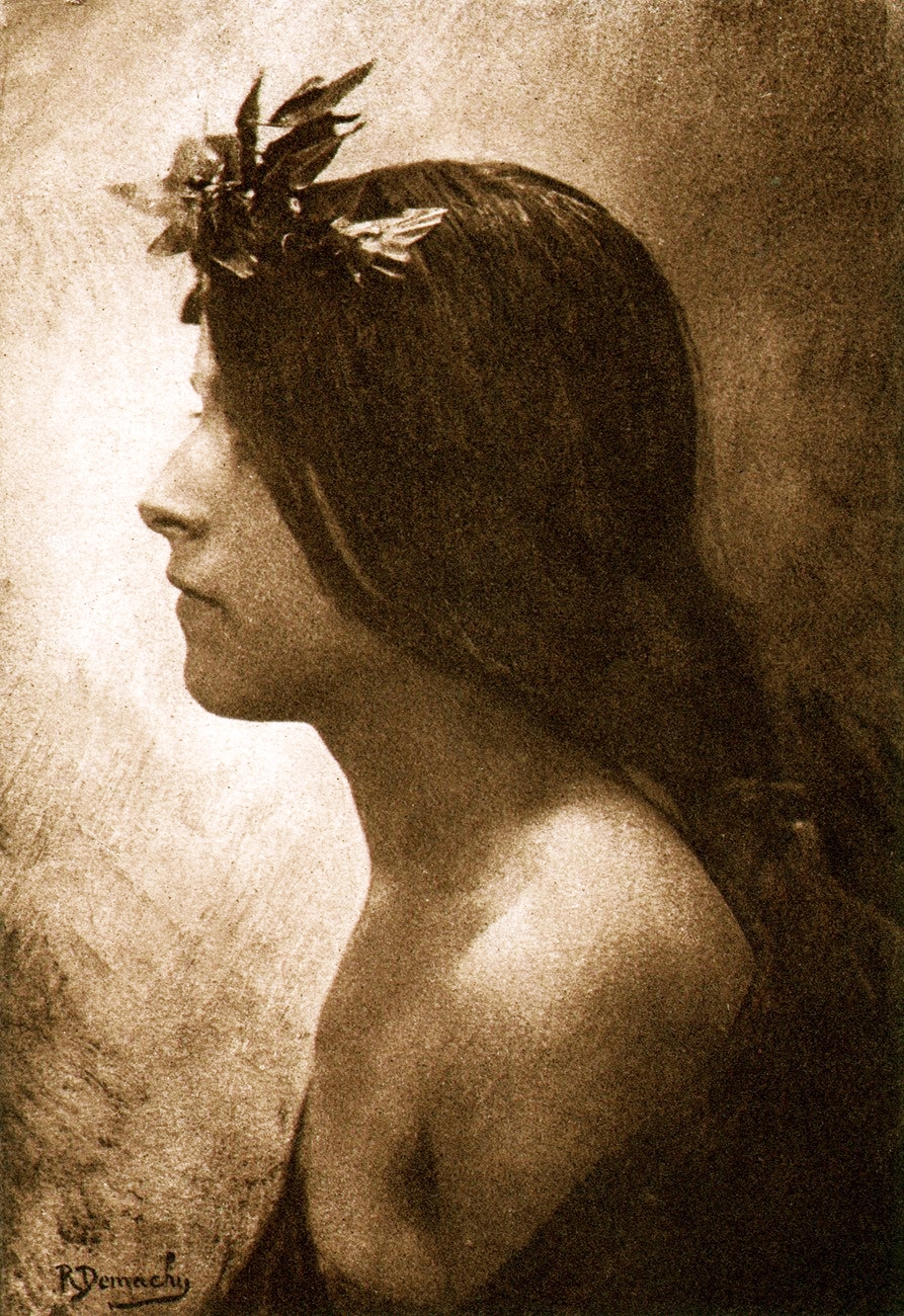 Stunning Vintage Portrait Photography Using Gum-Bichromate Process by ...