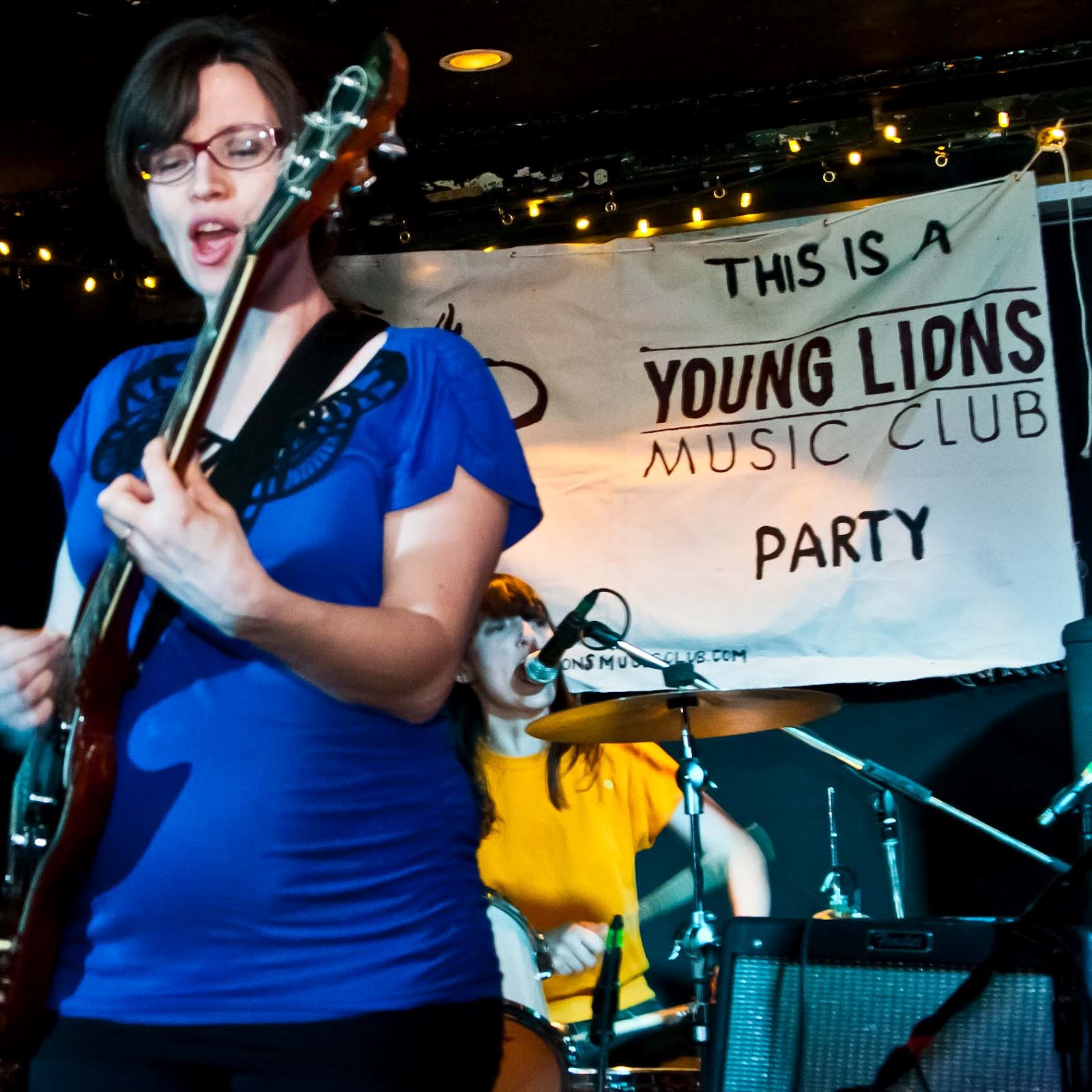 The Little Red Umbrella: CMW 2012: Why Sheezer @ Sneaky Dee's Sums Up ...