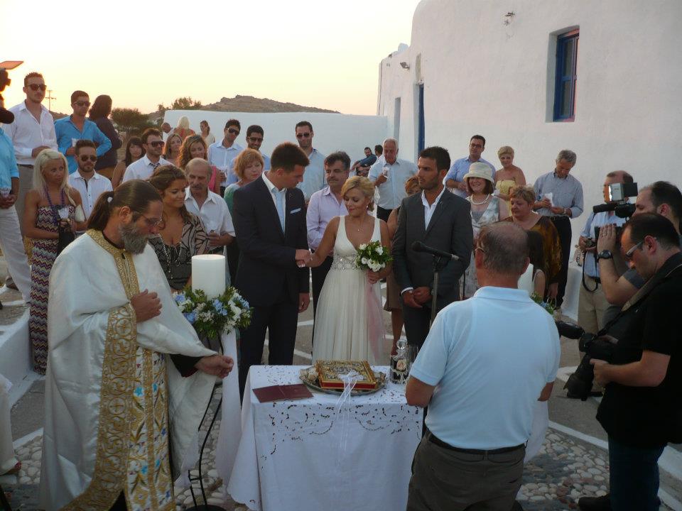 PANAIGIALEIOS FANS NEWS: ΤΟ «ΠΟΥΛΙ»... ΠΡΟΣΓΕΙΩΘΗΚΕ ΣΤΟ ΚΛΟΥΒΙ ΤΟΥ!