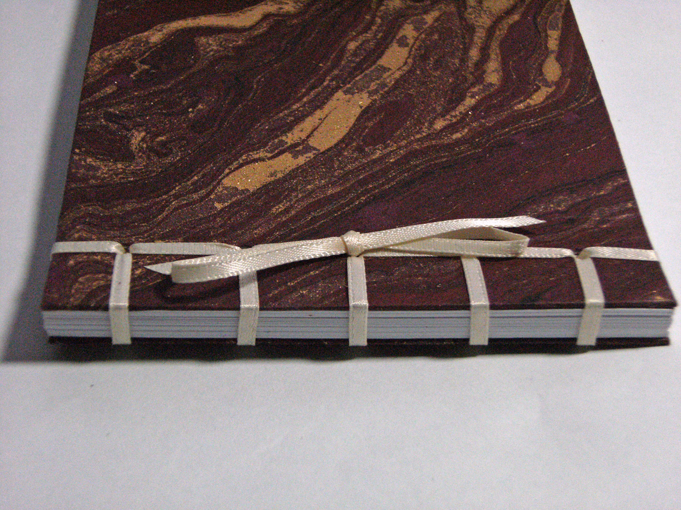 Lizzie Made: A Bit of a Thing for Red...