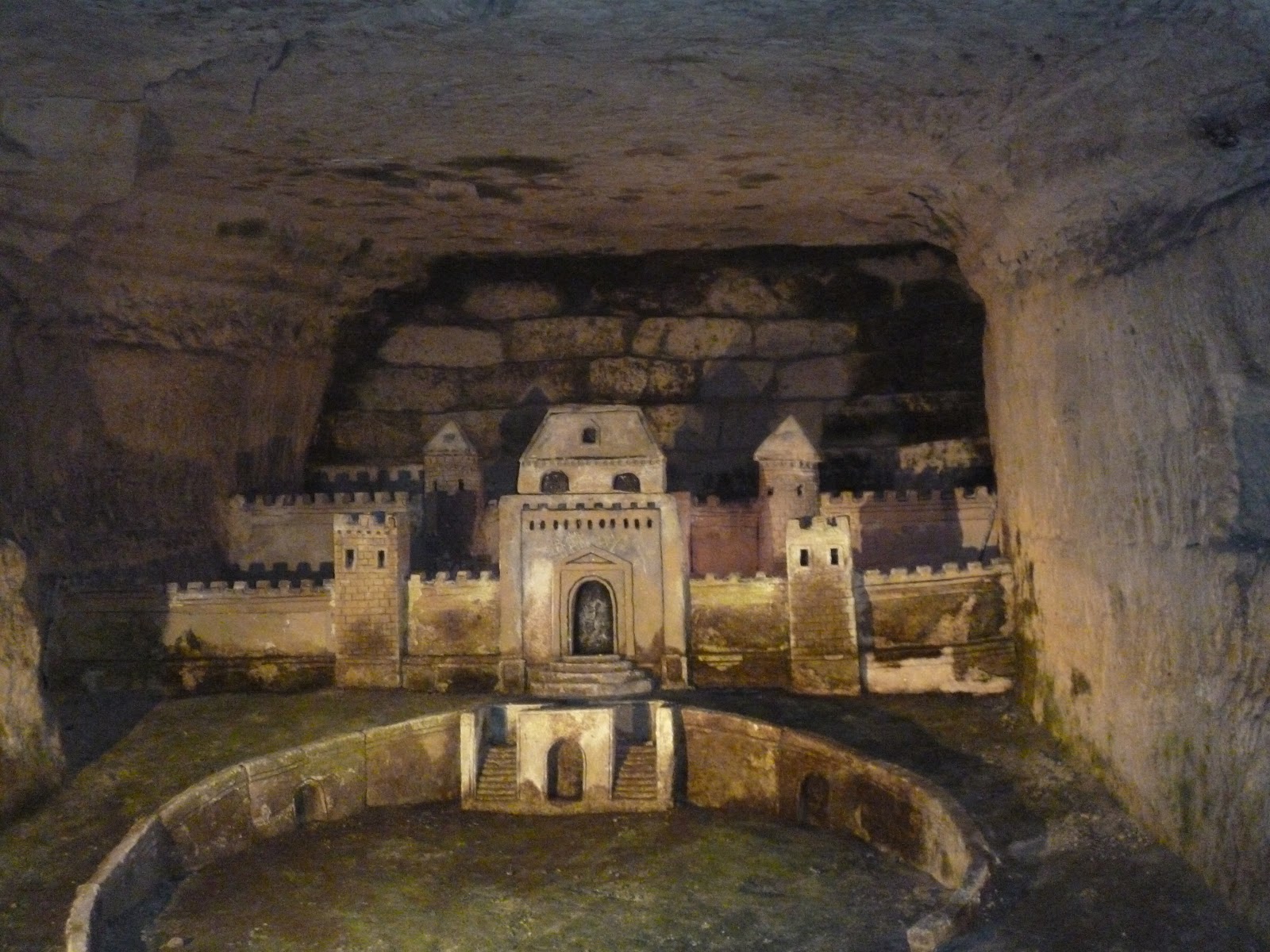 Bethany In The Big City : Catacombs