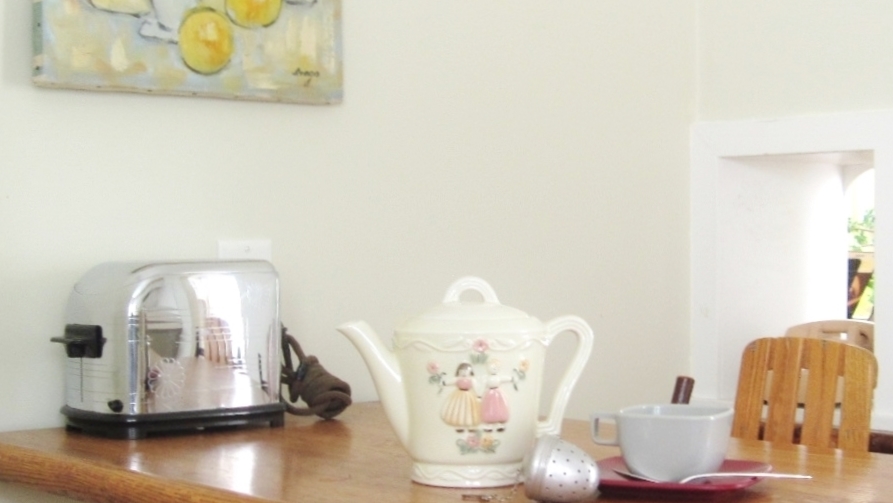Laura's Last Ditch Vintage Kitchenwares: Our Retro Kitchen Renovation ...
