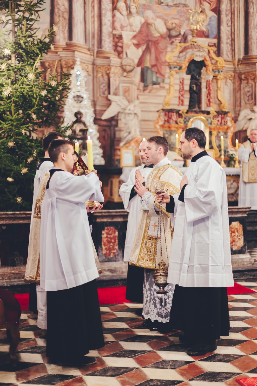 New Liturgical Movement: First Solemn Mass in Zagreb, Croatia Since 1969