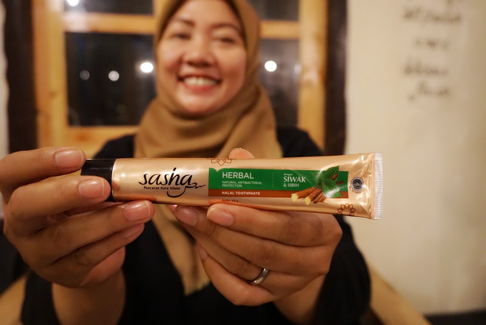 Sasha Toothpaste, Pasta Gigi Halal dengan Serpihan Siwak