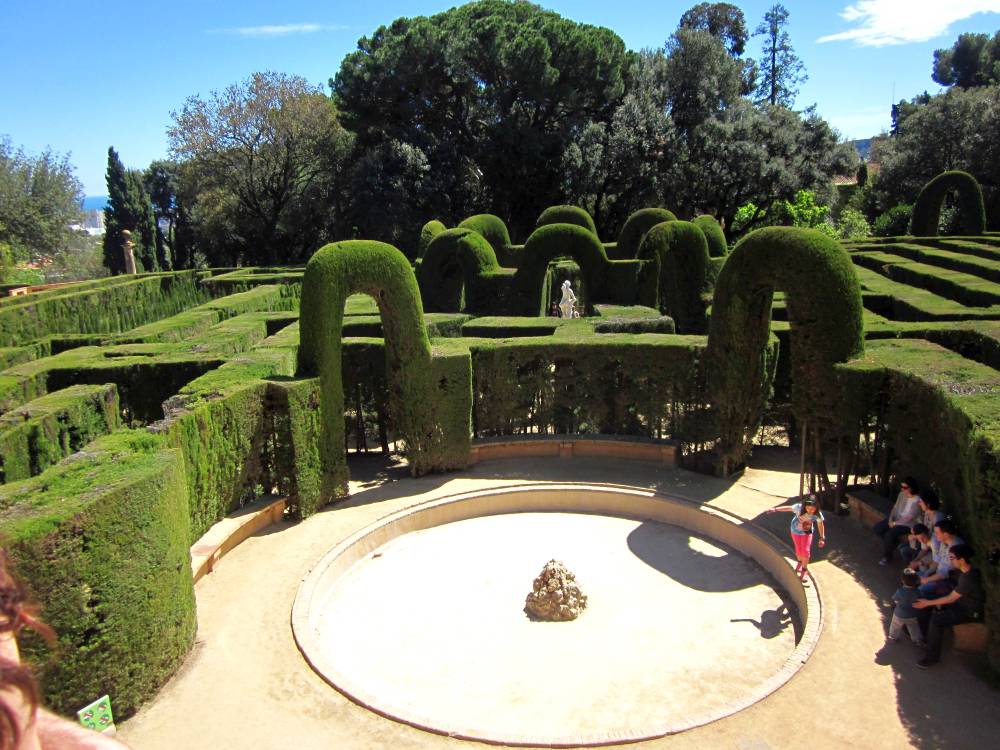 BARCELONA: PARC DEL LABERINT ~ Beautiful places of Barcelona and Catalonia