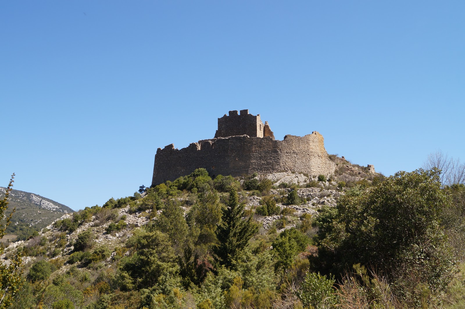 balades en Occitanie et Pays Catalan: Château de Padern