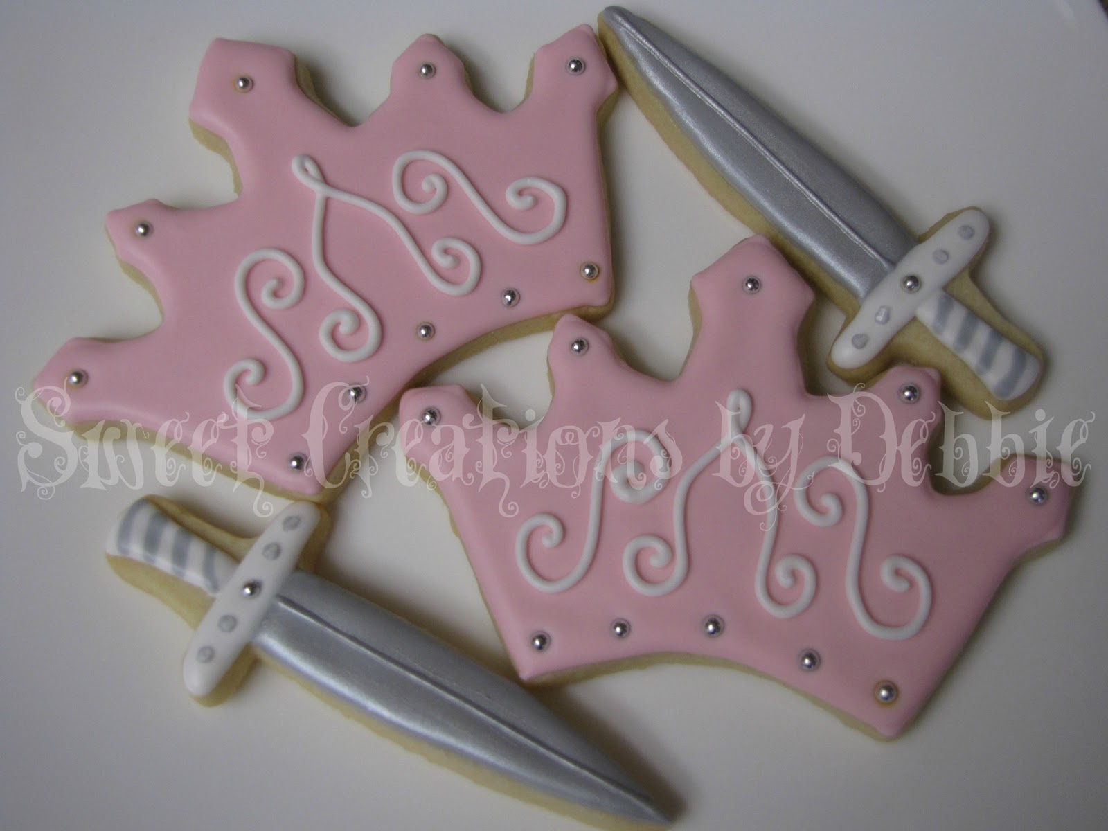 Sweet Creations by Debbie: Pretty Pink Princess Cookies