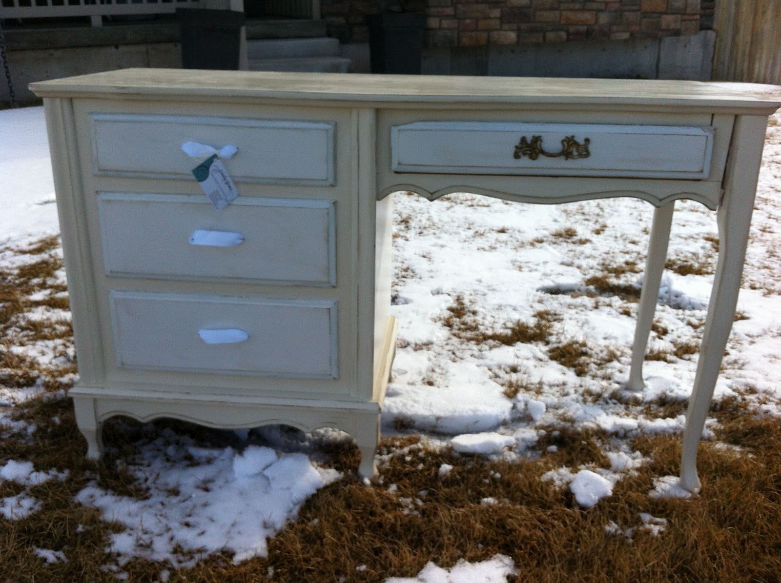 Lively Grace: Two-toned Vanity