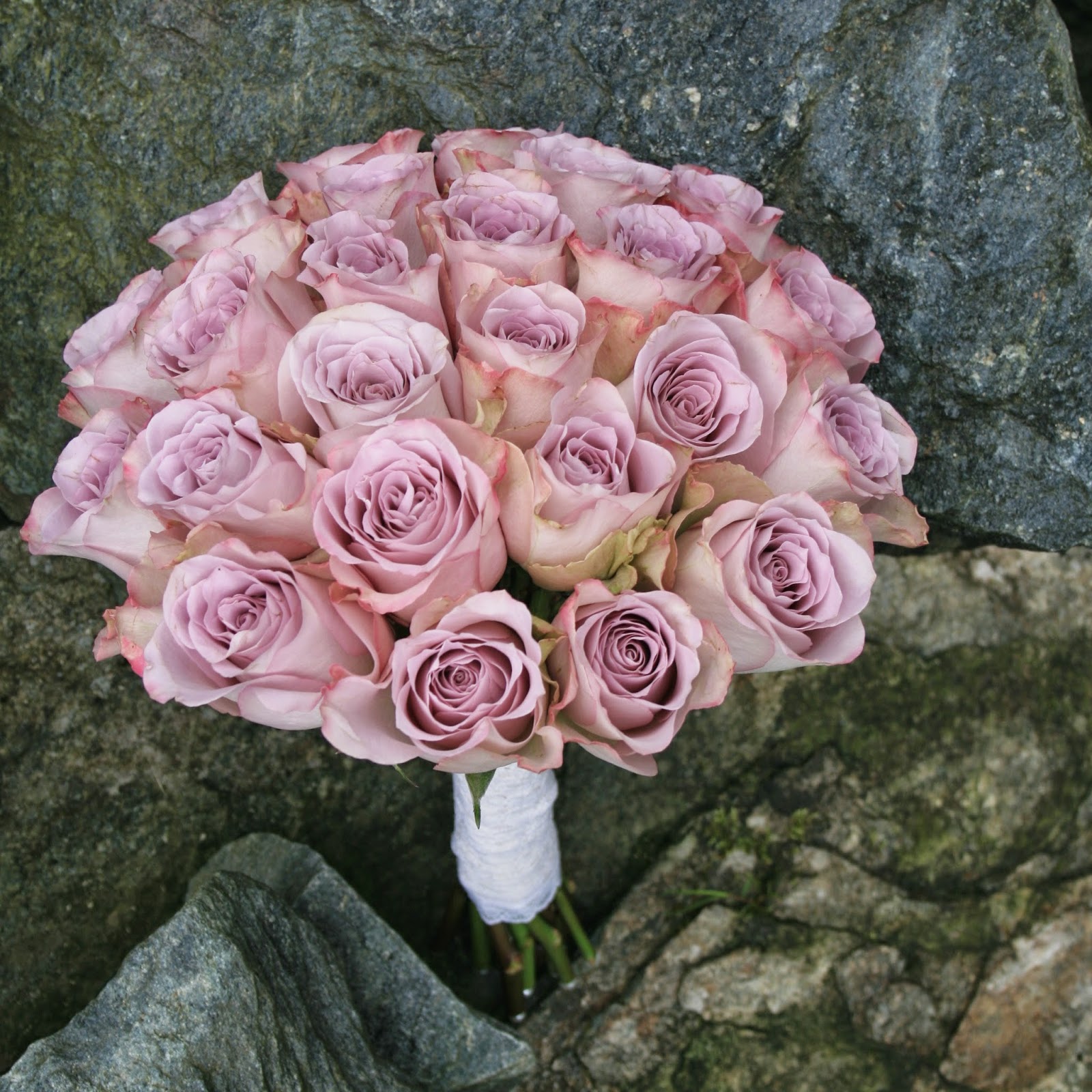 Blomsterverkstaden: Brudebukett med Memory Lane roser