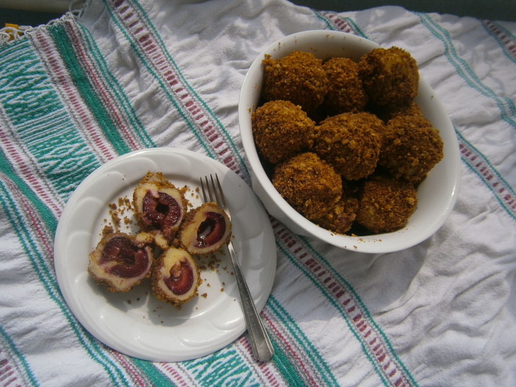 Rozmaring & ibolya: Szilvás gombóc