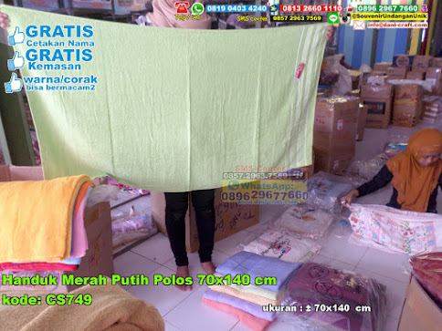 Handuk Merah Putih Polos 70×140 Cm | Souvenir Pernikahan