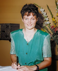 Foro sobre Exorcismo: Fabienne, ex-esotérica hoy conversa católica (1)