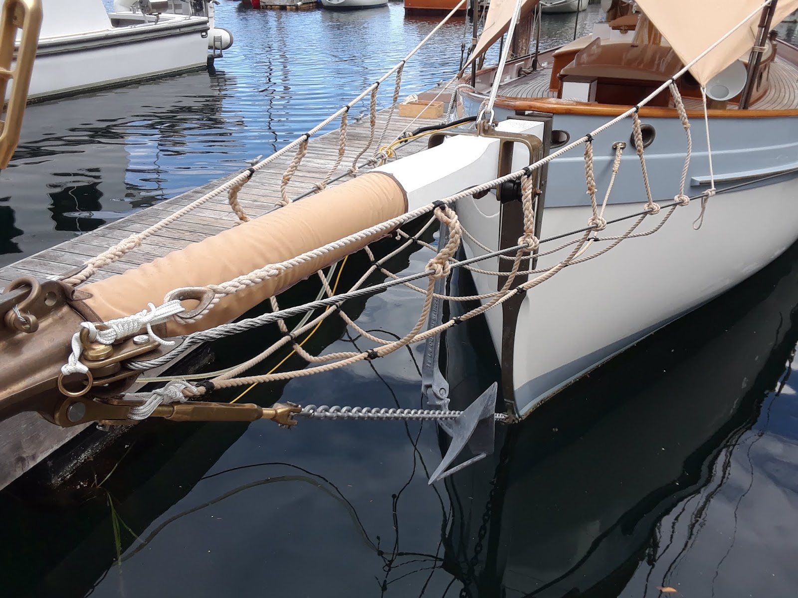 Building a 34 ft Lyle Hess Falmouth Cutter: Bowsprit Net