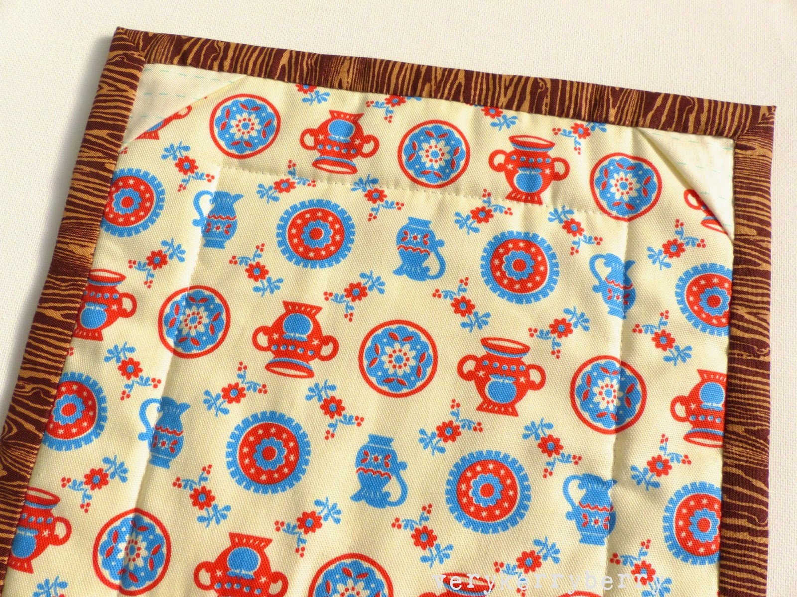 verykerryberry: 318 Patchwork Patterns: How to Freezer Paper Piece