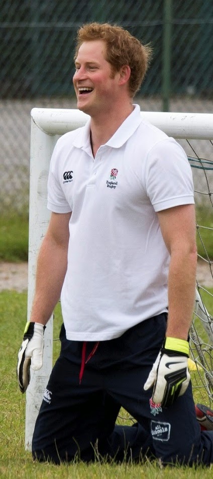 VJBrendan.com: Prince Harry Plays a Rugby Game With Children at Inspire ...