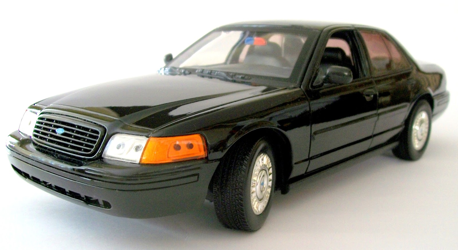 EL Coleccionista DieCast: Ford Crown Victoria