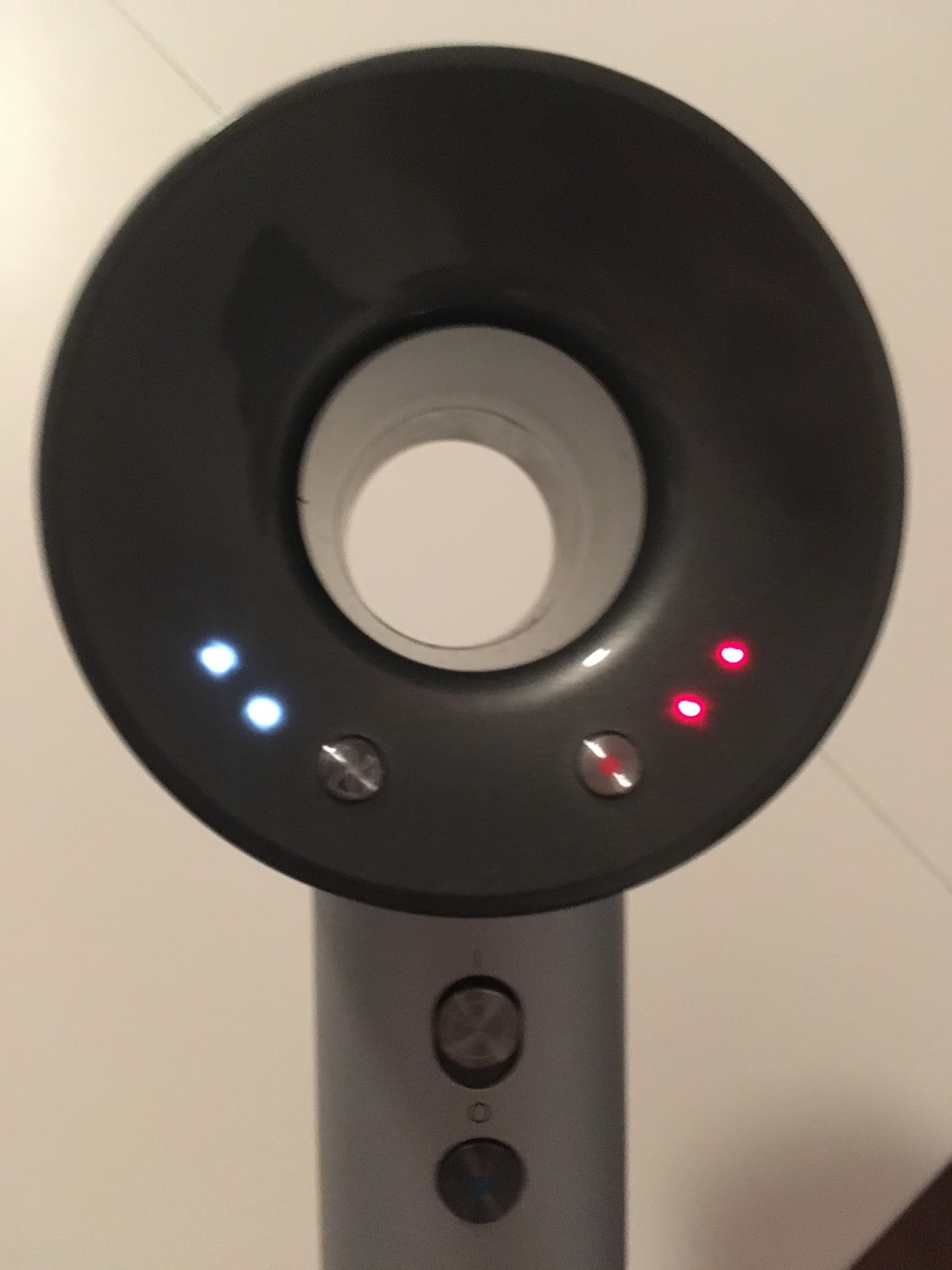 Jules Welt: Dyson Supersonic - Test / Werbung