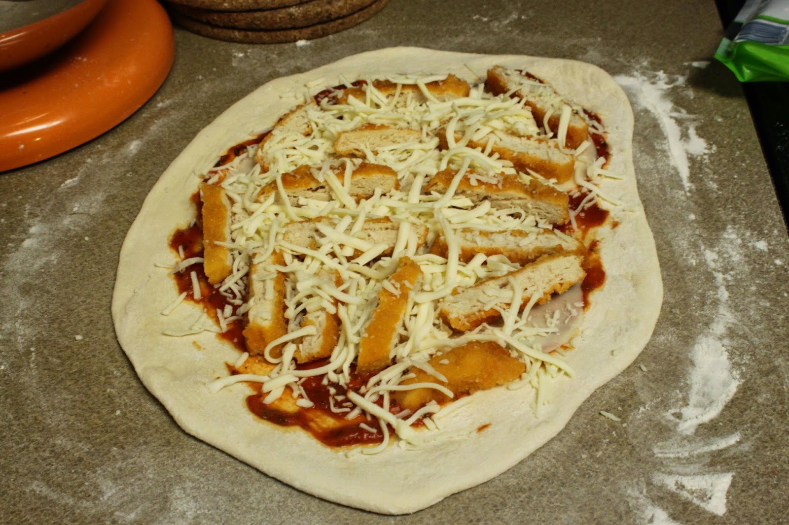 borrowed heaven: Chicken Parmesan Calzone