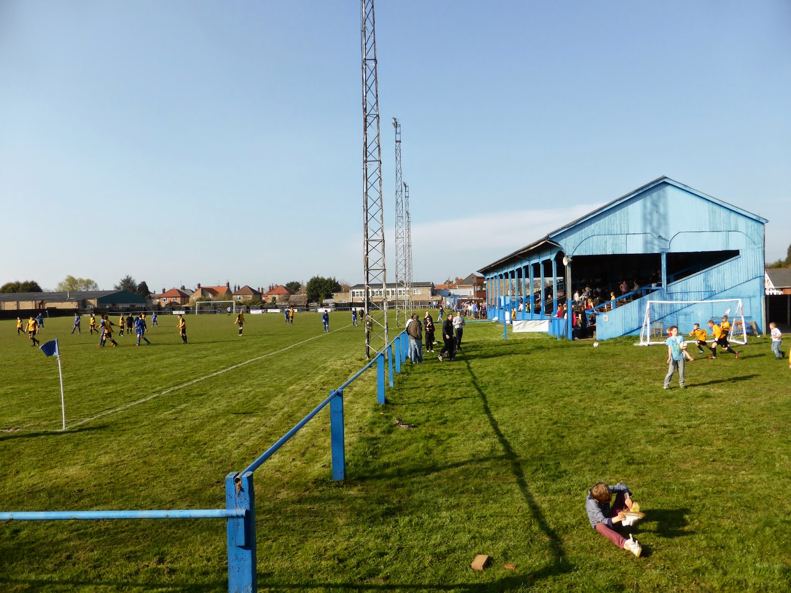 Extreme Football Tourism: ENGLAND: March GER United FC (1925-1945 ...