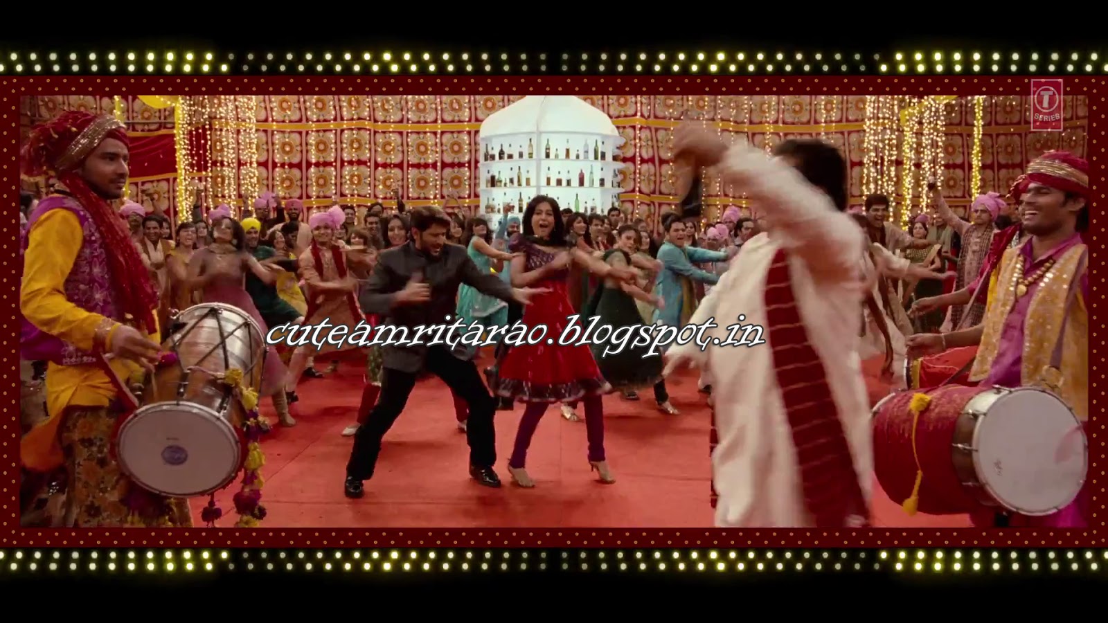 Cute Amrita Rao: Amrita rao HQ snaps frm the song of DAARU PEEKE frm ...