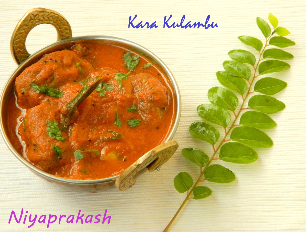 Niya's World: Kara Kulambu / Kuzhambu (made of brinjal (kathirikkai ...