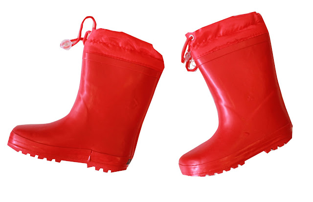 Shorties: They're Back ! Red Gum boots.