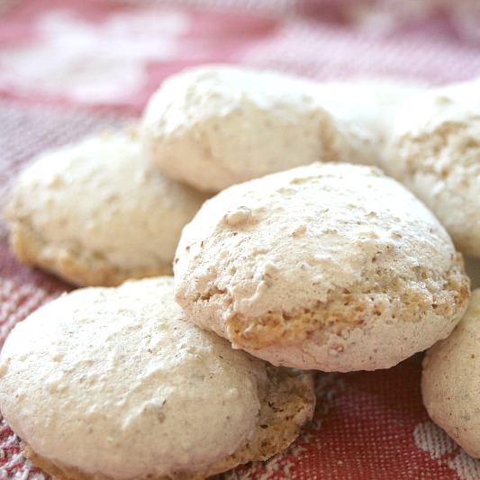 Mama Me Gluten Free: Pecan Macaroons