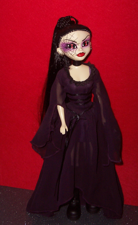 Veni Vidi Dolli: OVERVIEW: Bleeding Edge Goths