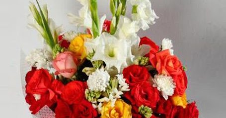 Flower Buke + Chocolate | Love Arrow Gift-Flower