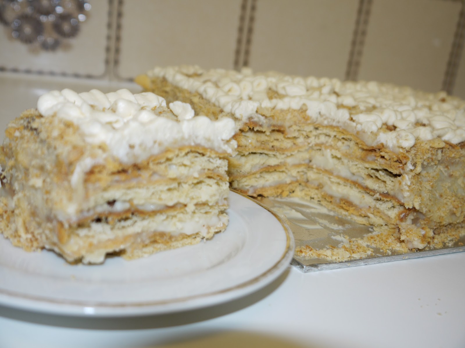 Plooshy Cuisine: Gateau ''NAPOLEON''. / Prajitura ''NAPOLEON''