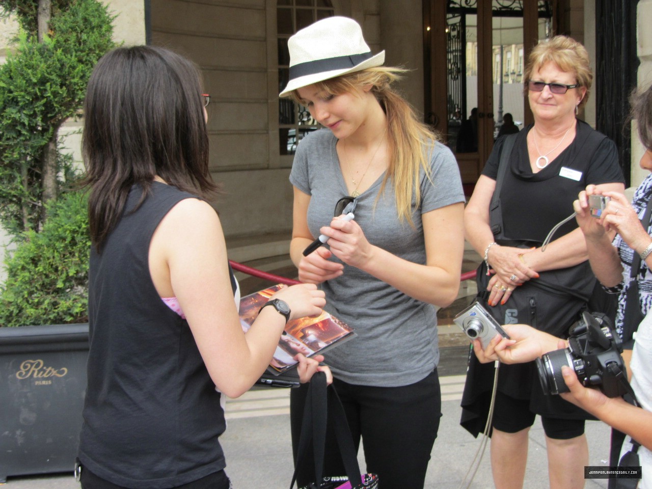 The Hunger Games Club de Fans Ecuador: Lindas fotos de Jennifer ...