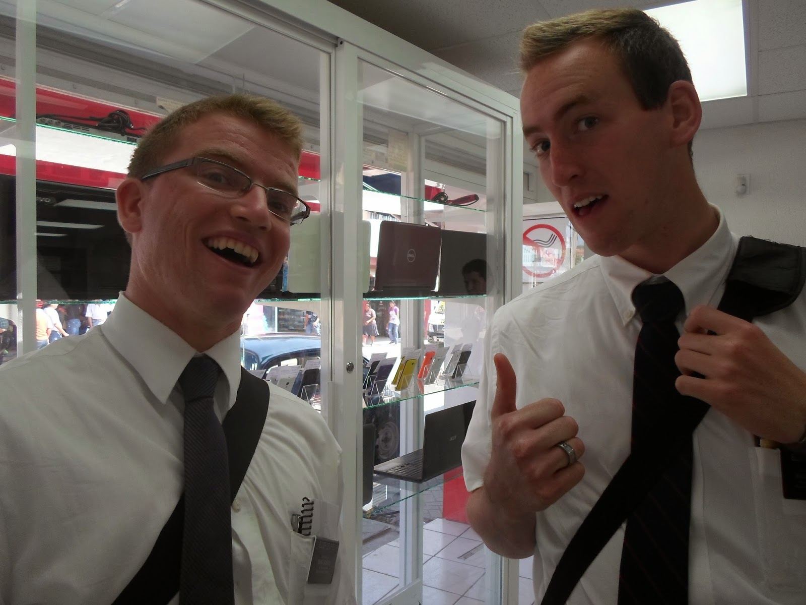 ELDER HUNTER DARREN DEVRIES