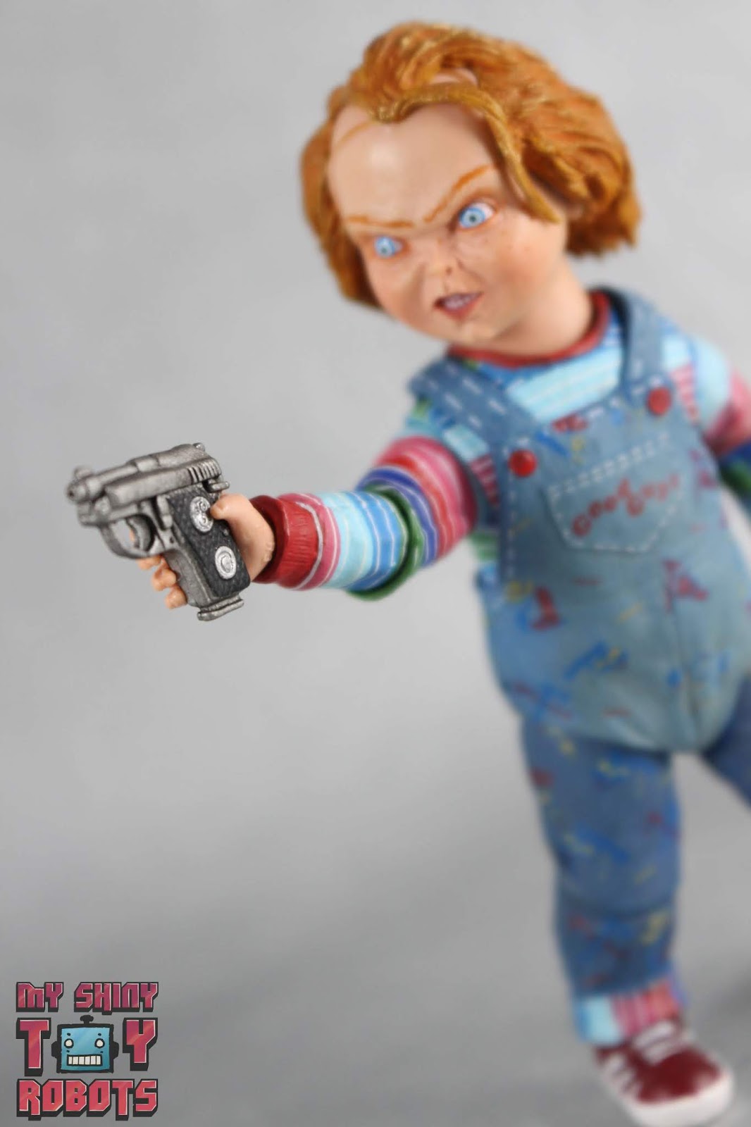 My Shiny Toy Robots: Toybox REVIEW: NECA Ultimate Chucky