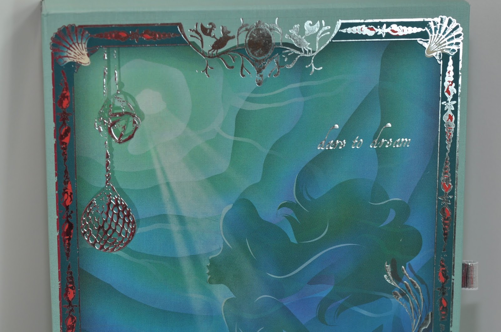 Sephora Disney Storylook Vol. 3 Ariel Eye Shadow Palette Swatches ...