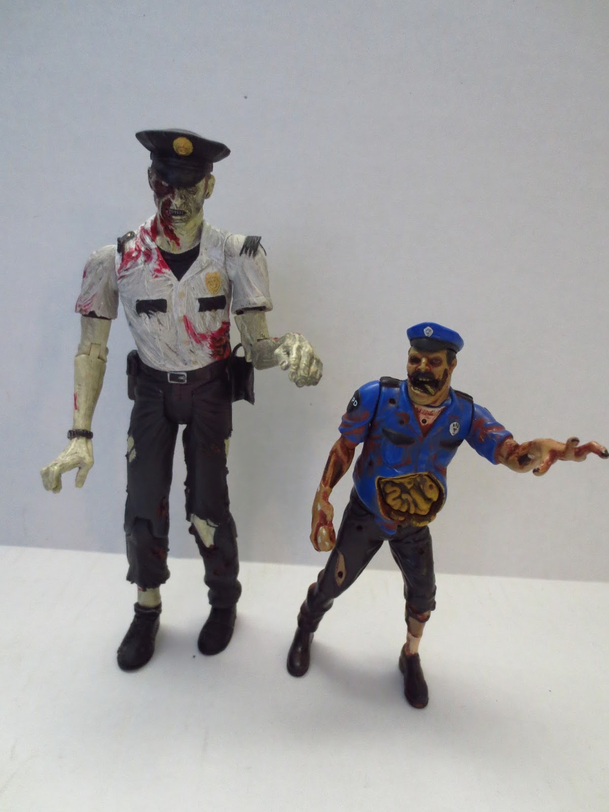 Action Figure Barbecue: Action Figure Review: Claire Redfield & Zombie ...