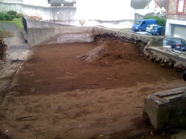 Résidence Le Clos des Tilleuls: Rénovation jardin du terre plein ...