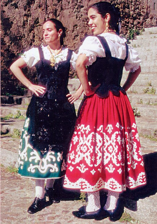 FolkCostume&Embroidery: Overview of the costumes of Spain - 2 The South