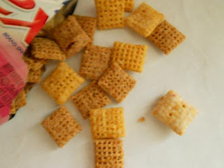 Reviews: Simply Chex Mix Strawberry Yogurt