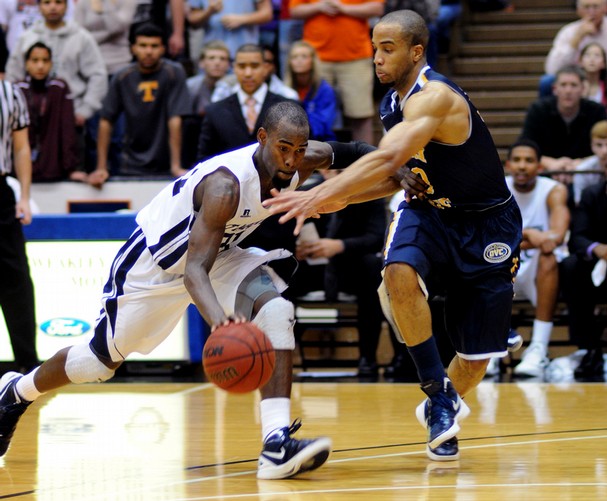 GTA HOOPS.COM "Dedicated to the game in Canada": Dane Smith career ...