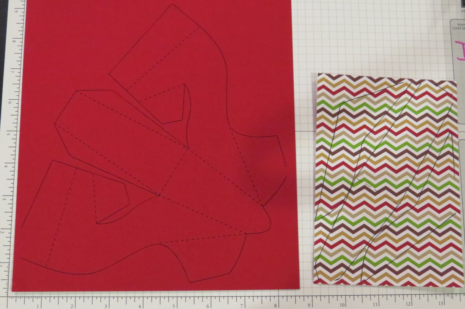 Tamara's Paper Trail: Christmas Shoe Tutorial